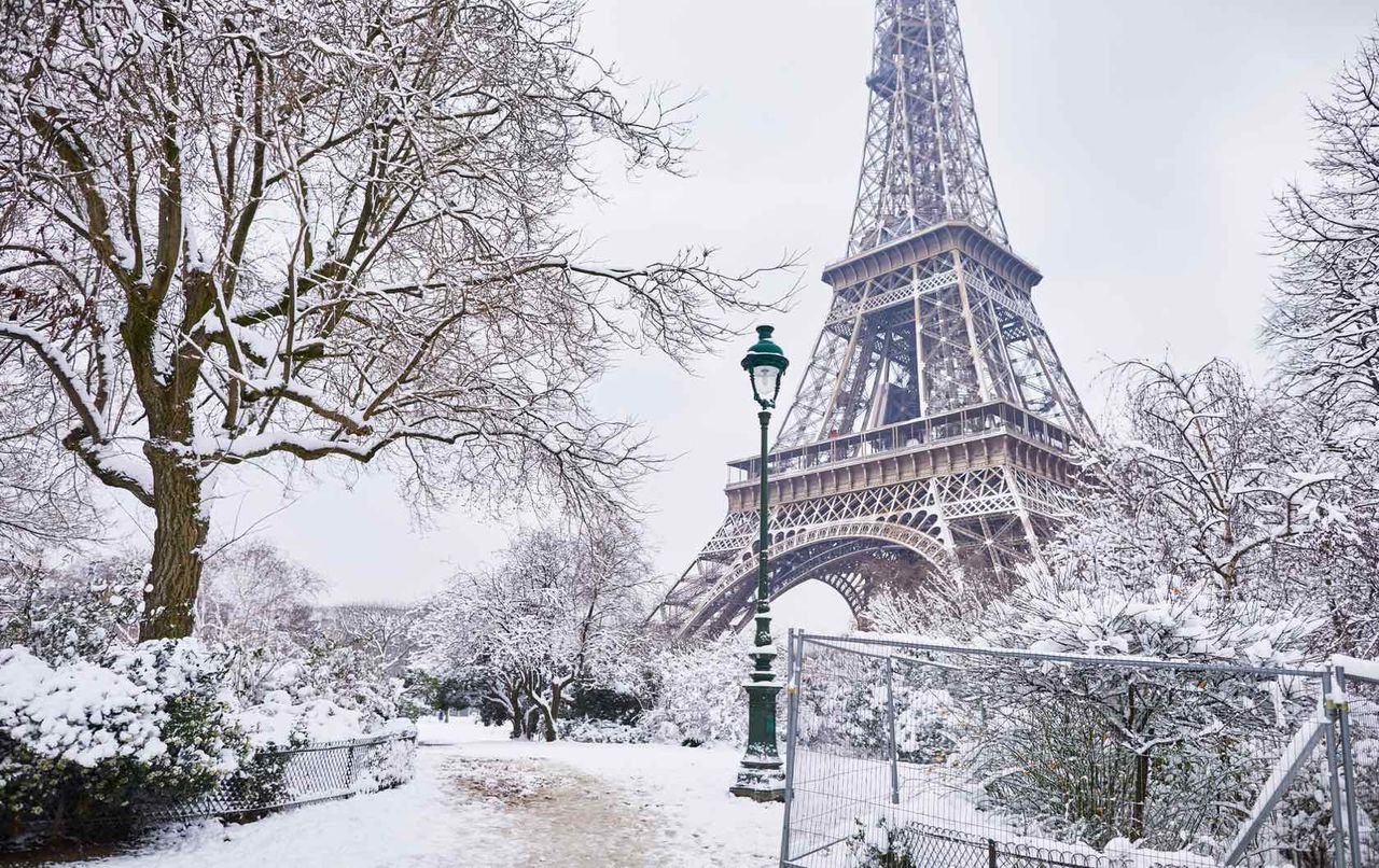 Bilete de avion Low-Cost! Zbor spre Paris la doar 30 euro!