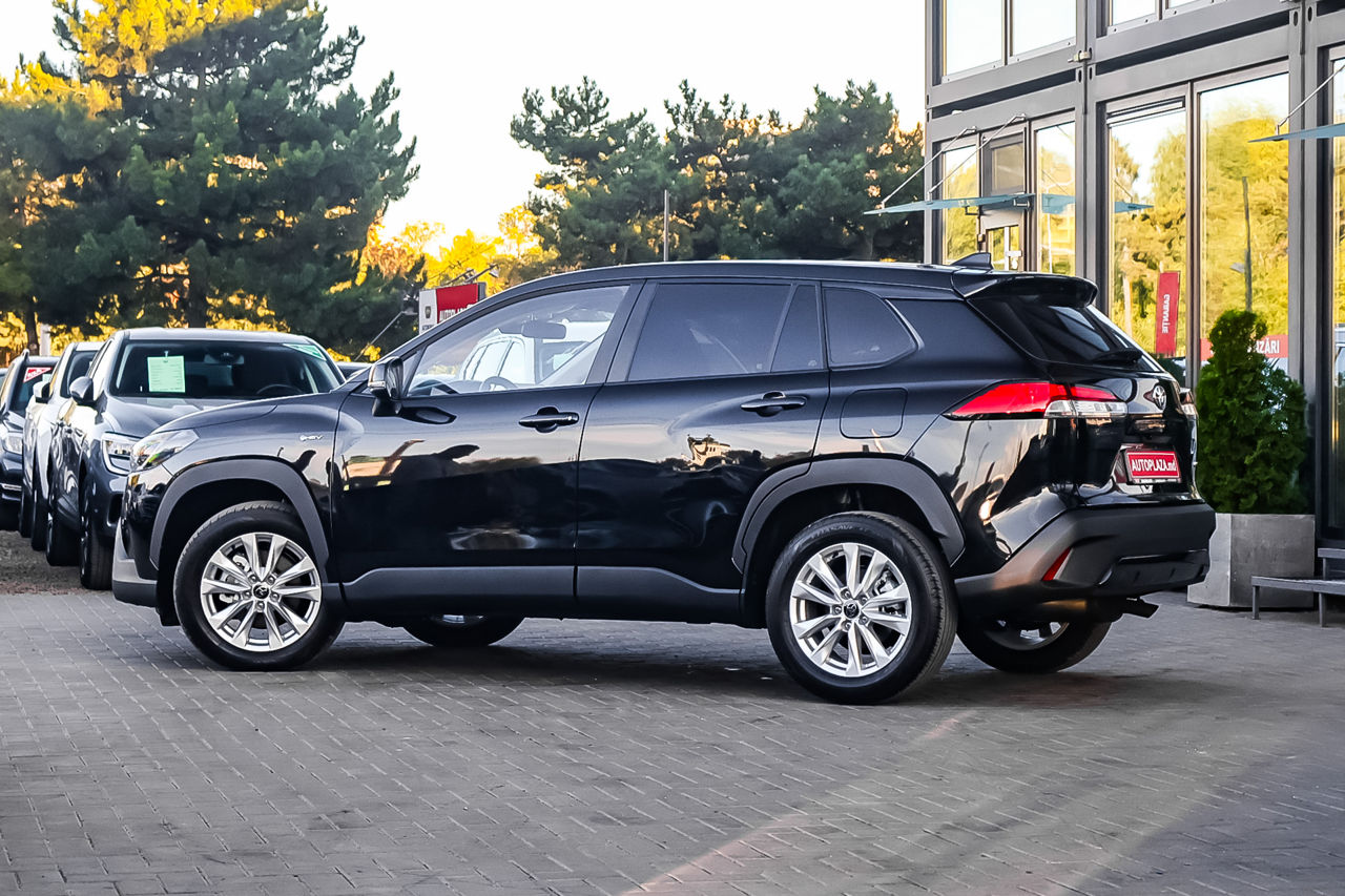 Toyota Corolla Cross 2025 г. с пробегом 1 км, Гибрид, 20950