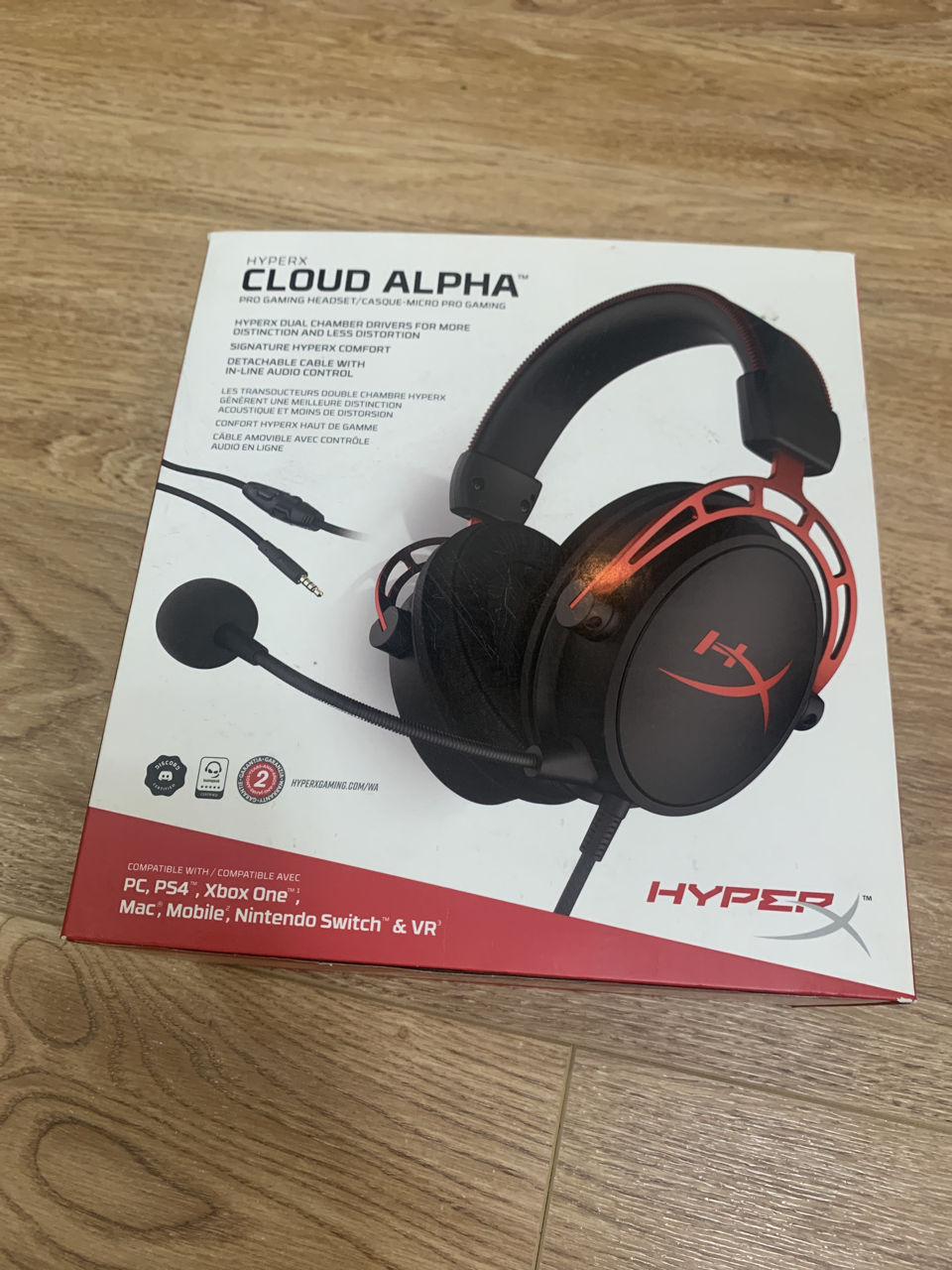 Hyper x Cloud Alpha