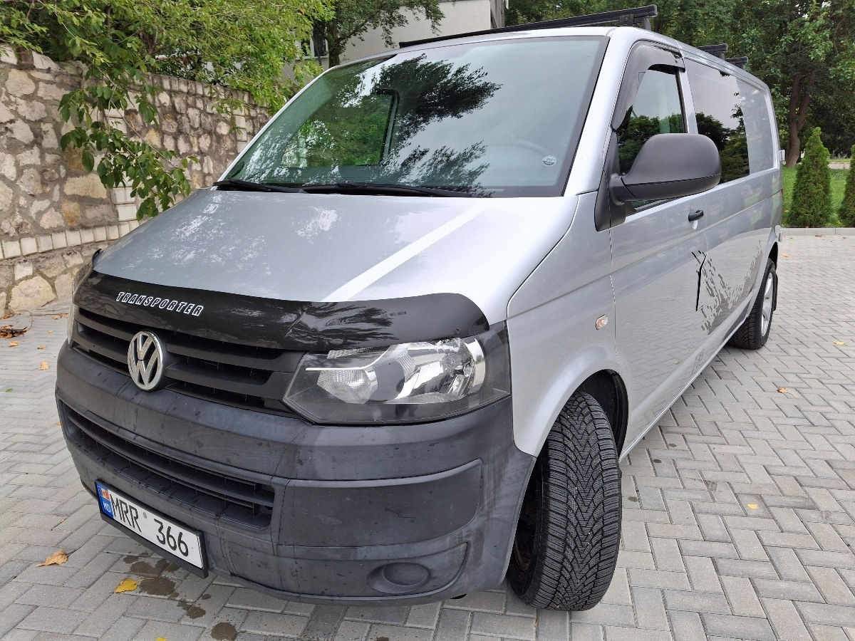 Volkswagen Transporter 2014 г. с пробегом 321000 км, Дизель, 10500