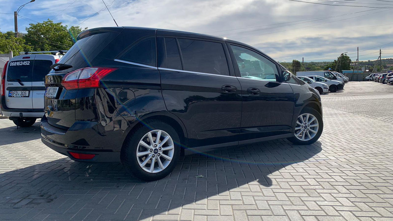 Ford Grand C-MAX