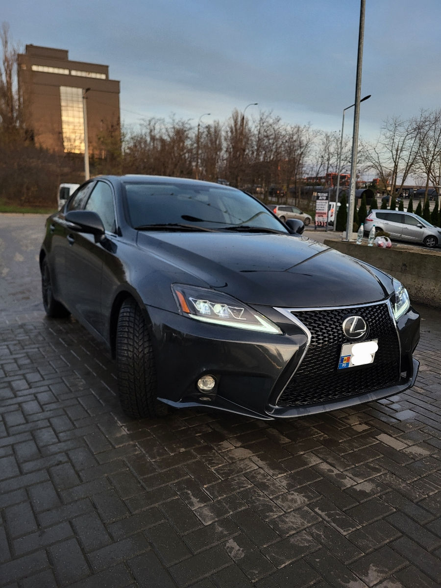 Lexus IS Series 2008 г. с пробегом 363000 км, Дизель, 11300