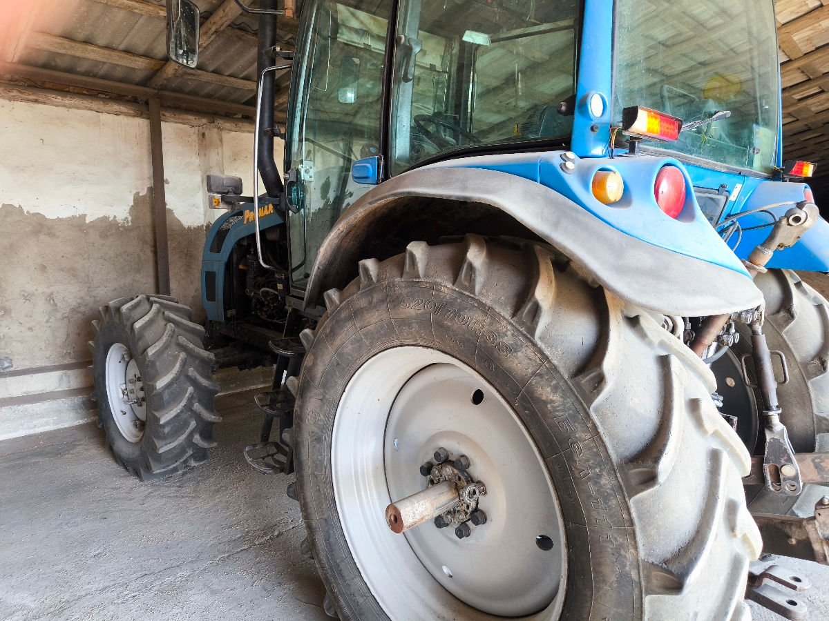 Vind tractor de 150 c.p.
