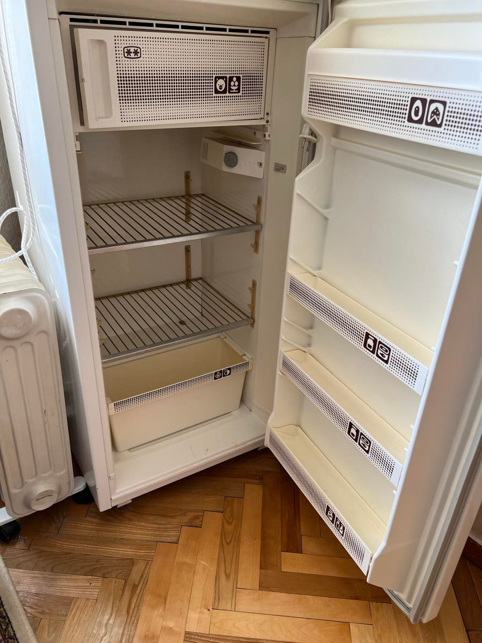 Frigider/холодильник