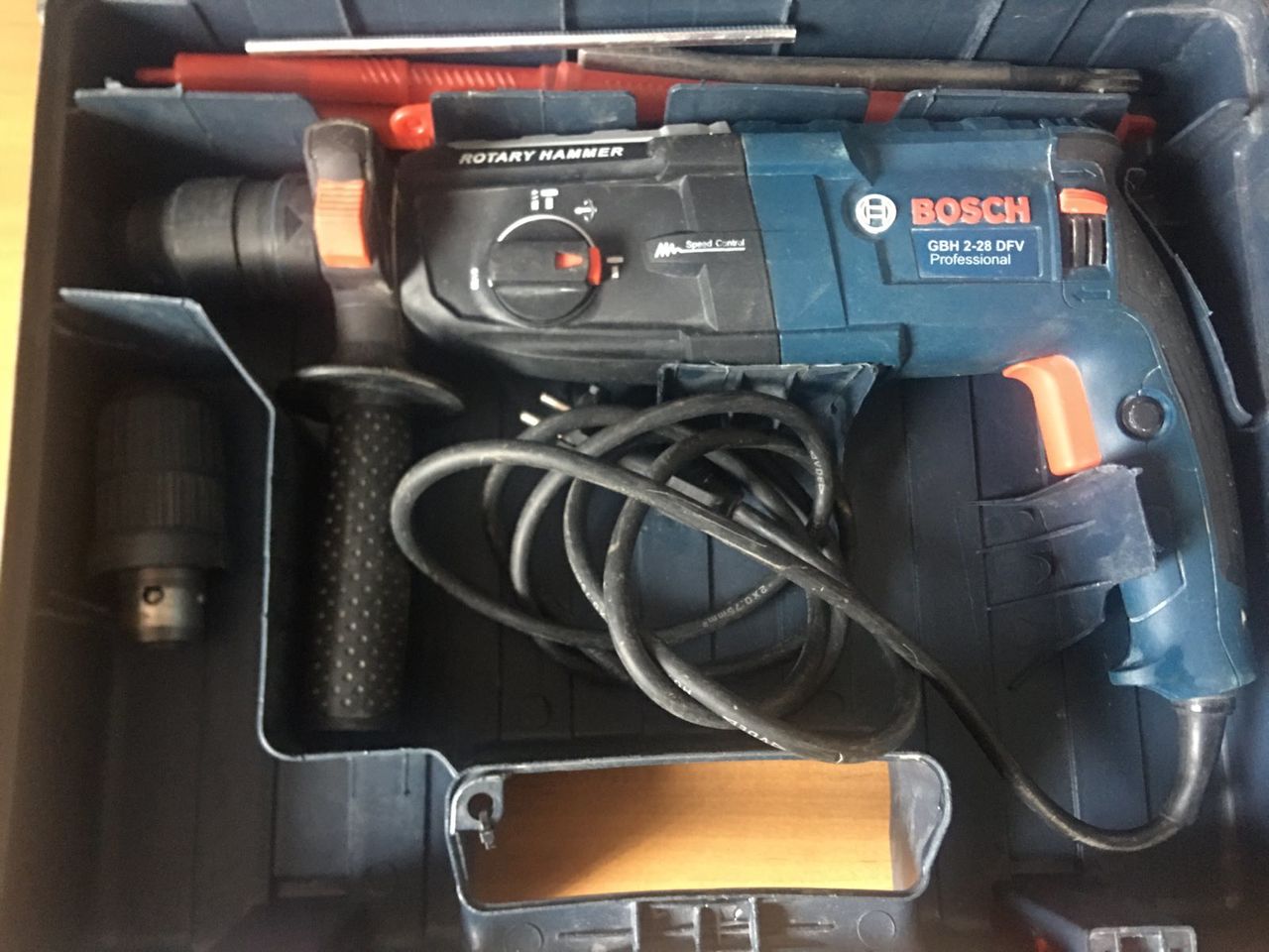 Перфоратор Bosch GBH 2-28 DFV Professional