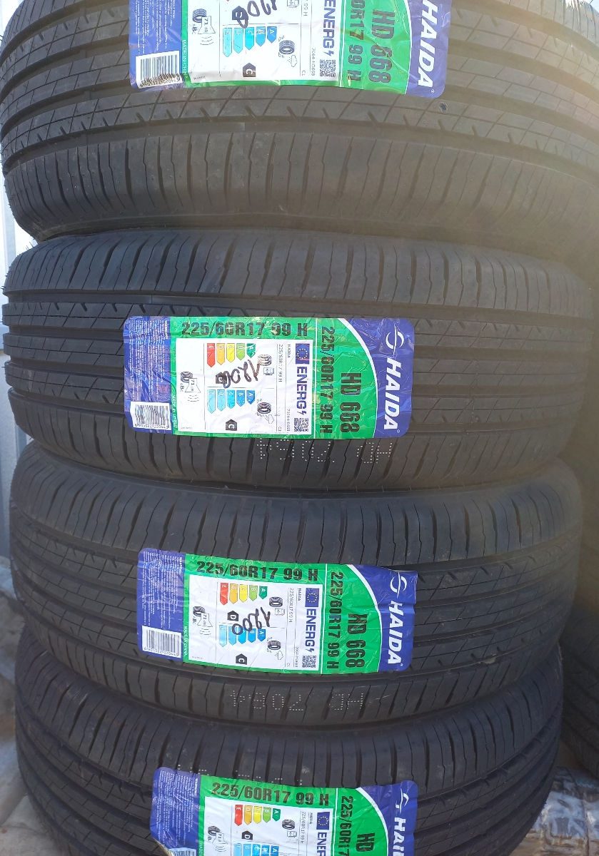 225 60 R17