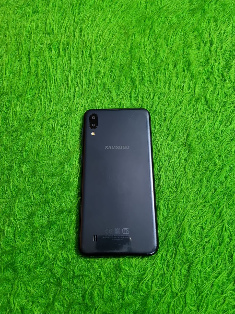 Samsung M10