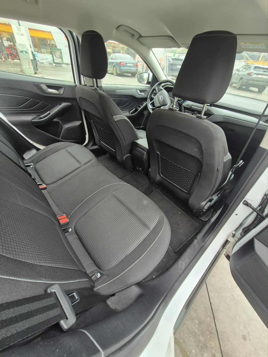 Ford Focus an. 2022 cu rulaj 2 km, Diesel, 8500