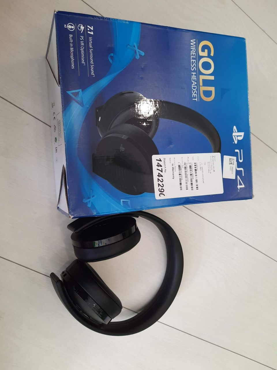 Casti sony ps4 gold wierless headset