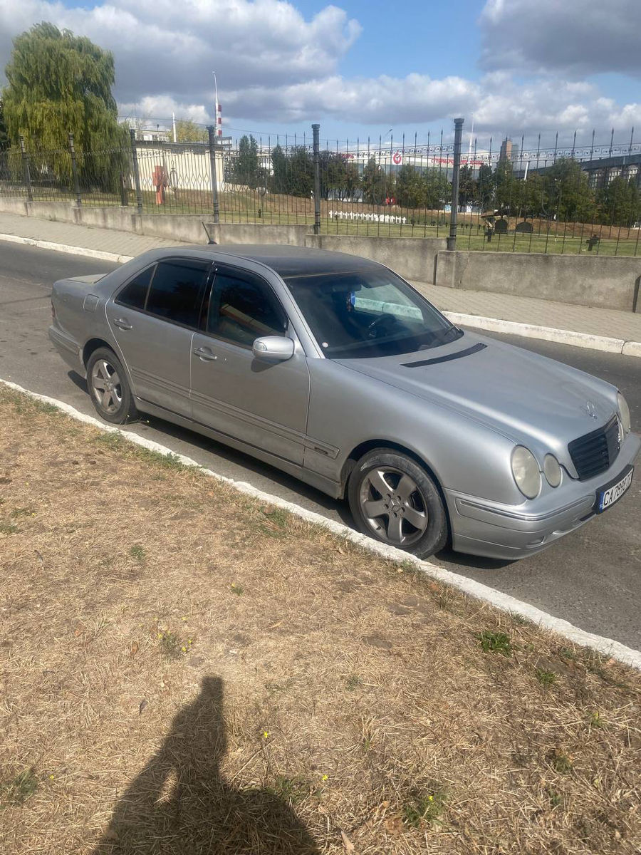 Mercedes E-Class