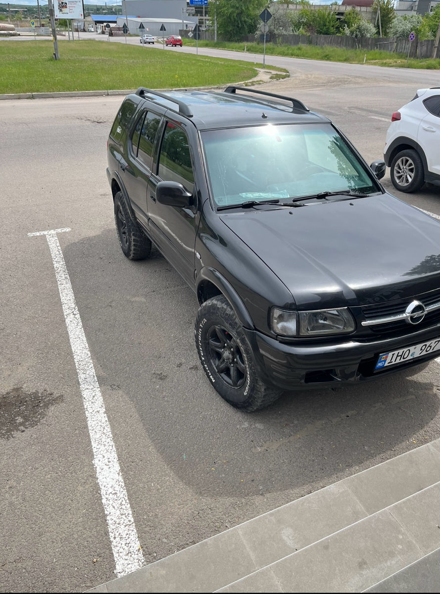 Opel Frontera an. 2002 cu rulaj 382145 km, Diesel, 5500