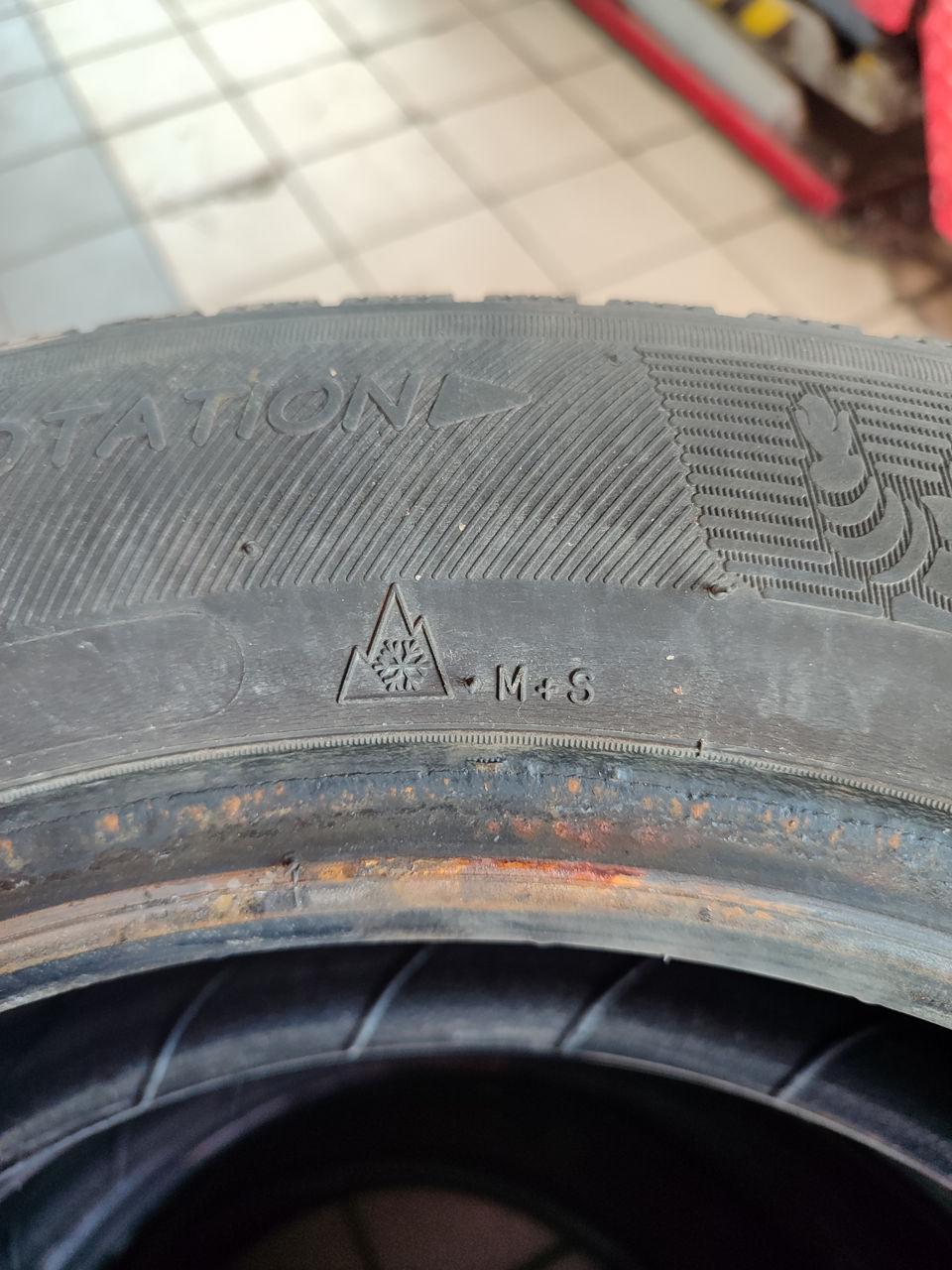 Vind 4 anvelope Michelin.