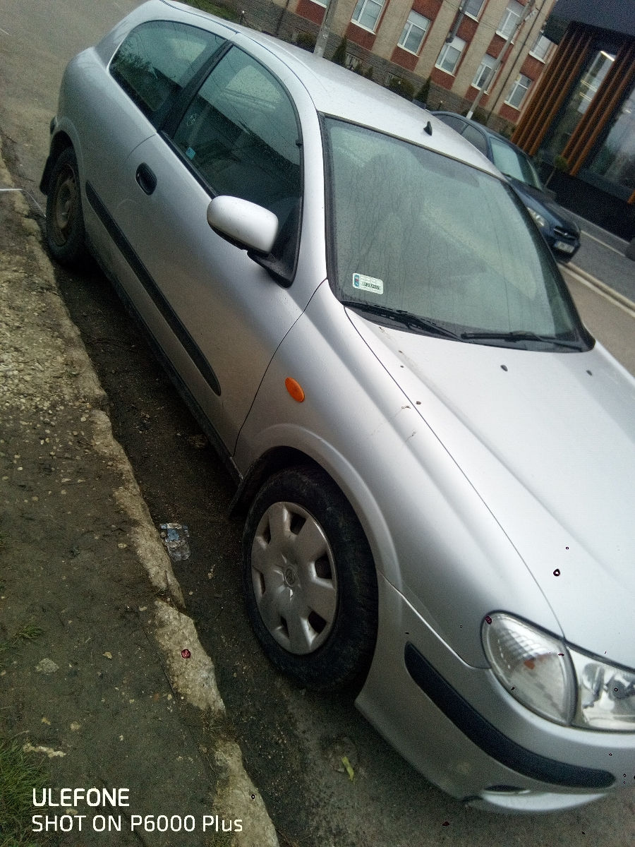 Nissan Almera
