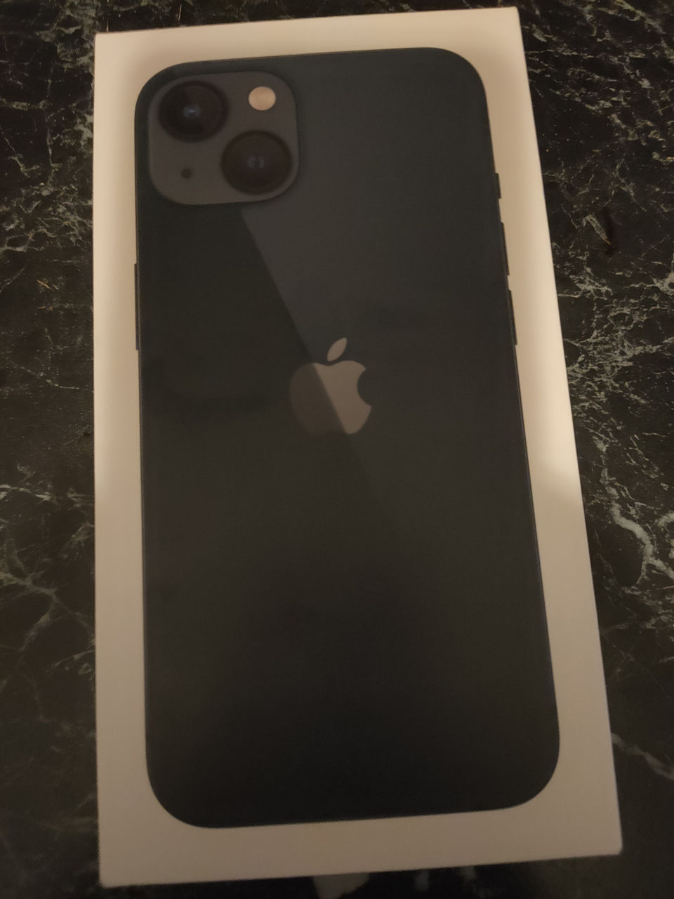 IPhone 13 Midnight 128GB