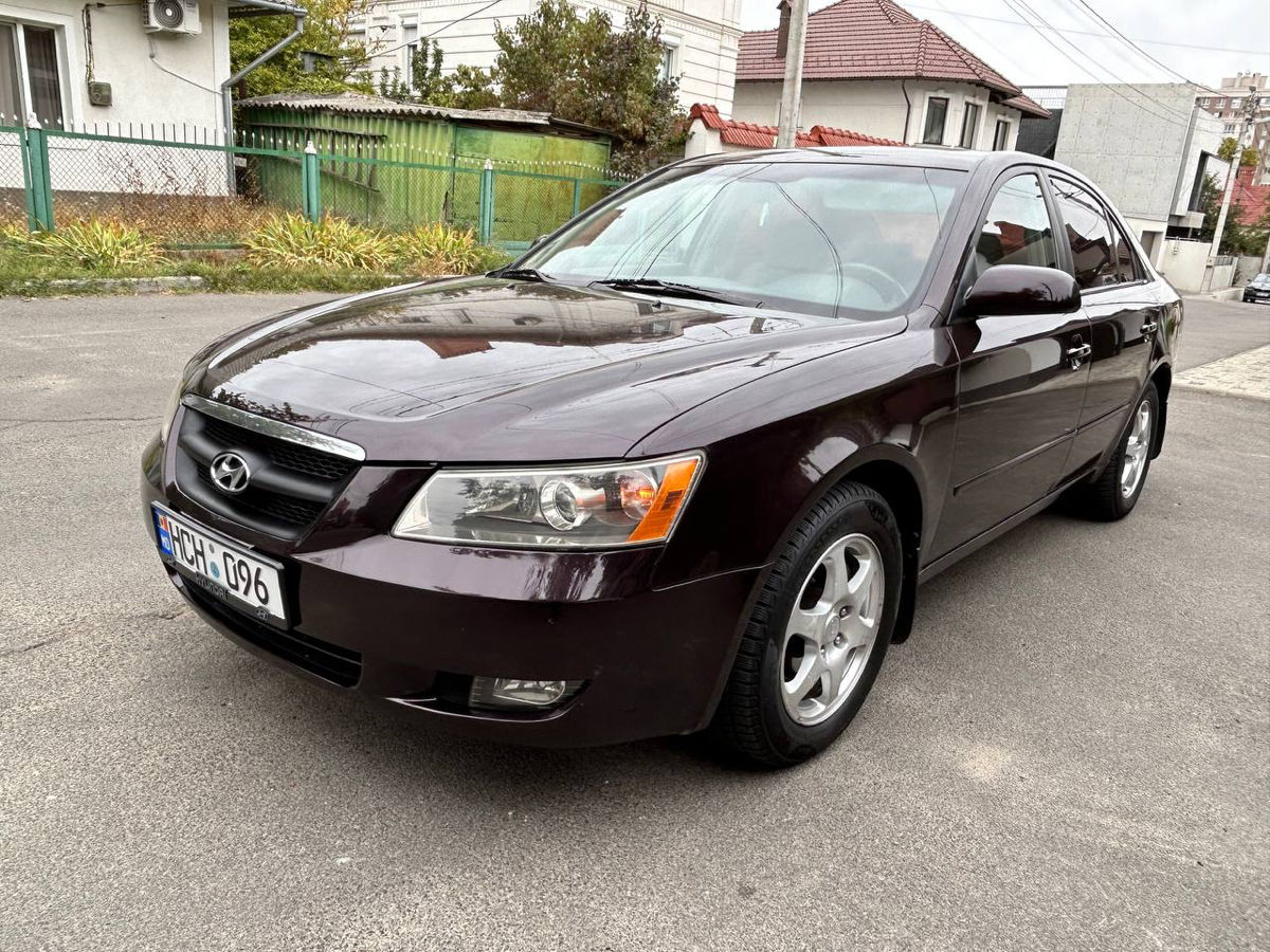 Hyundai NF Sonata