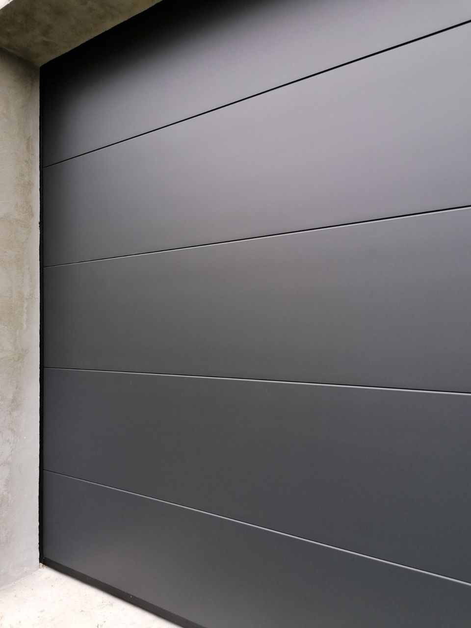 Usile viitorului ,rolete ,porti,usi sectionale