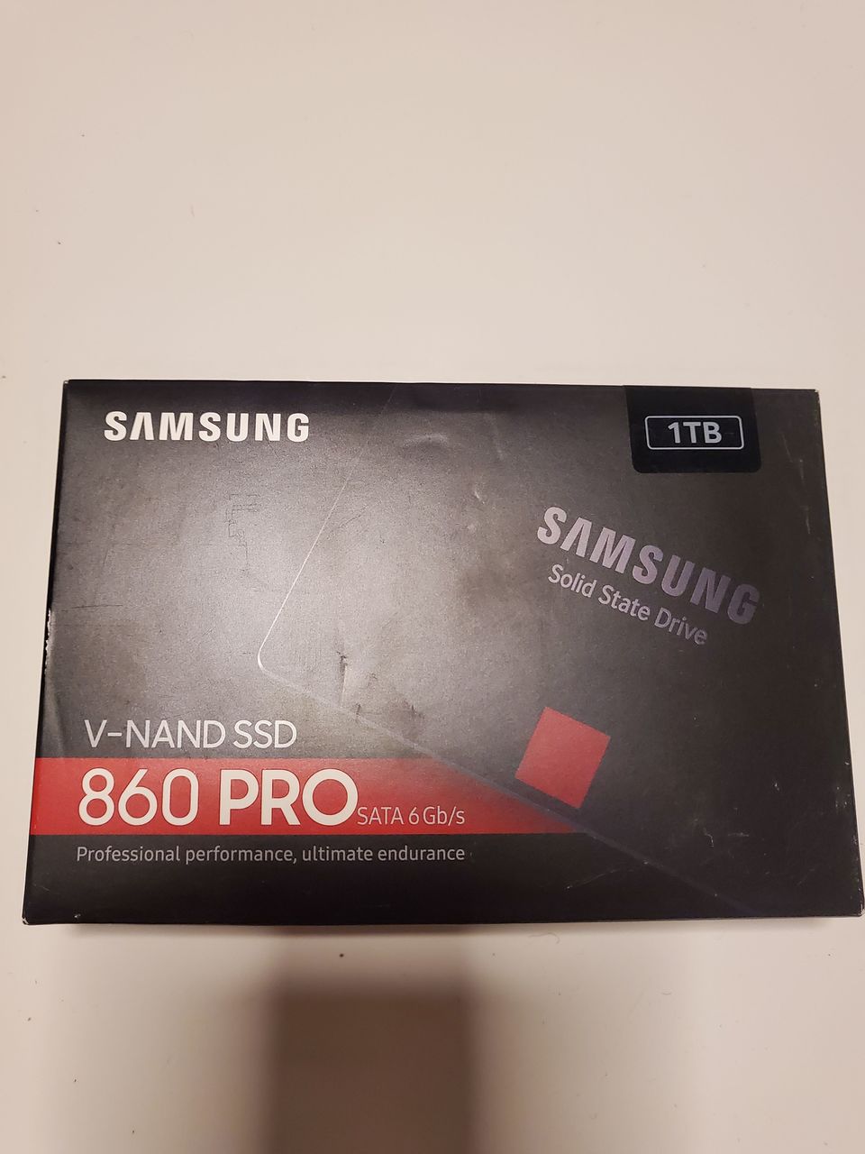 New Samsung 860 PRO 2.5 SATA SSD 1Tb - 3800 lei, 512Gb - 2200 lei