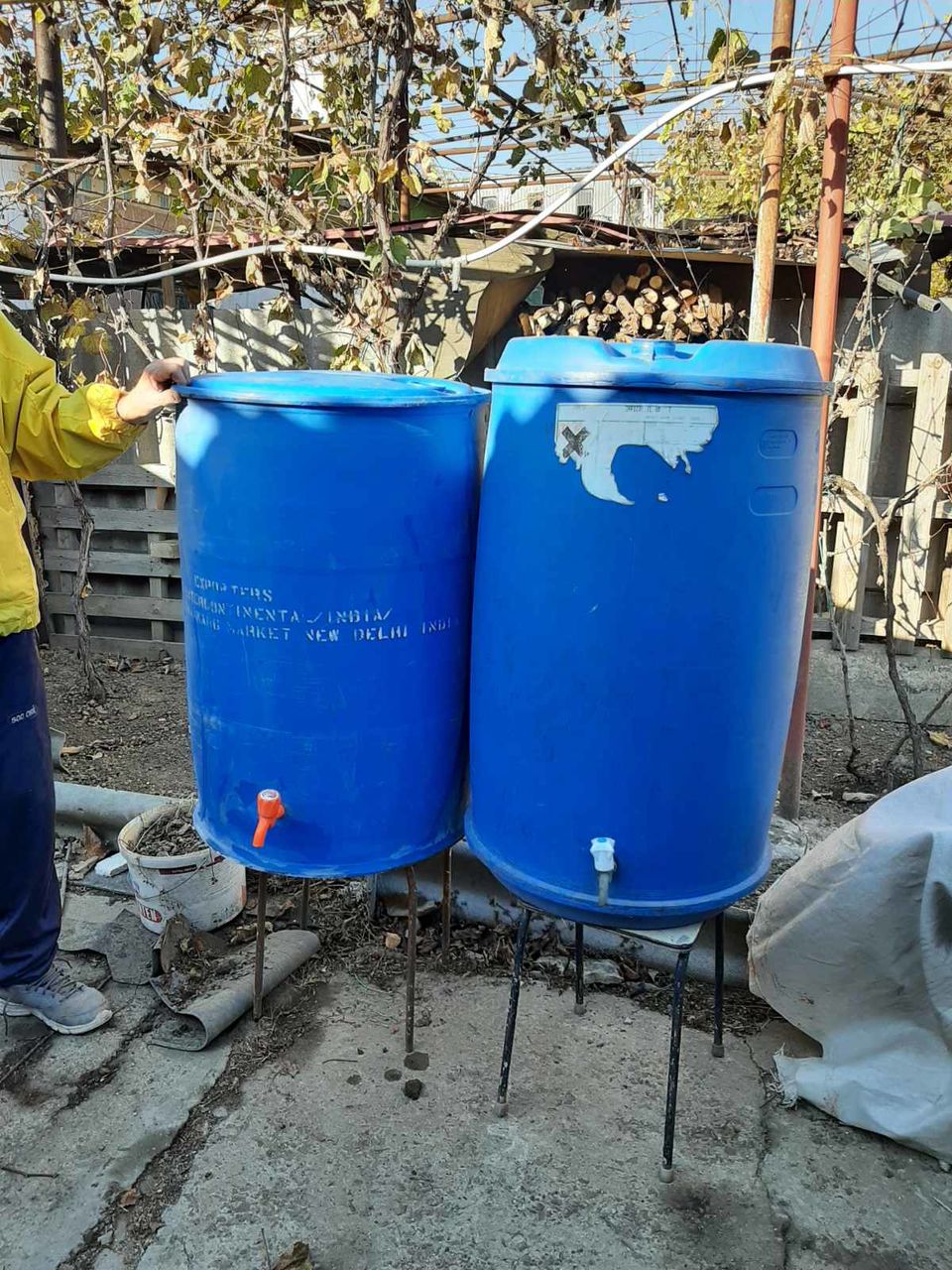 Butoi plastic 200 ltr, 220 ltr - 350 lei.. bucata