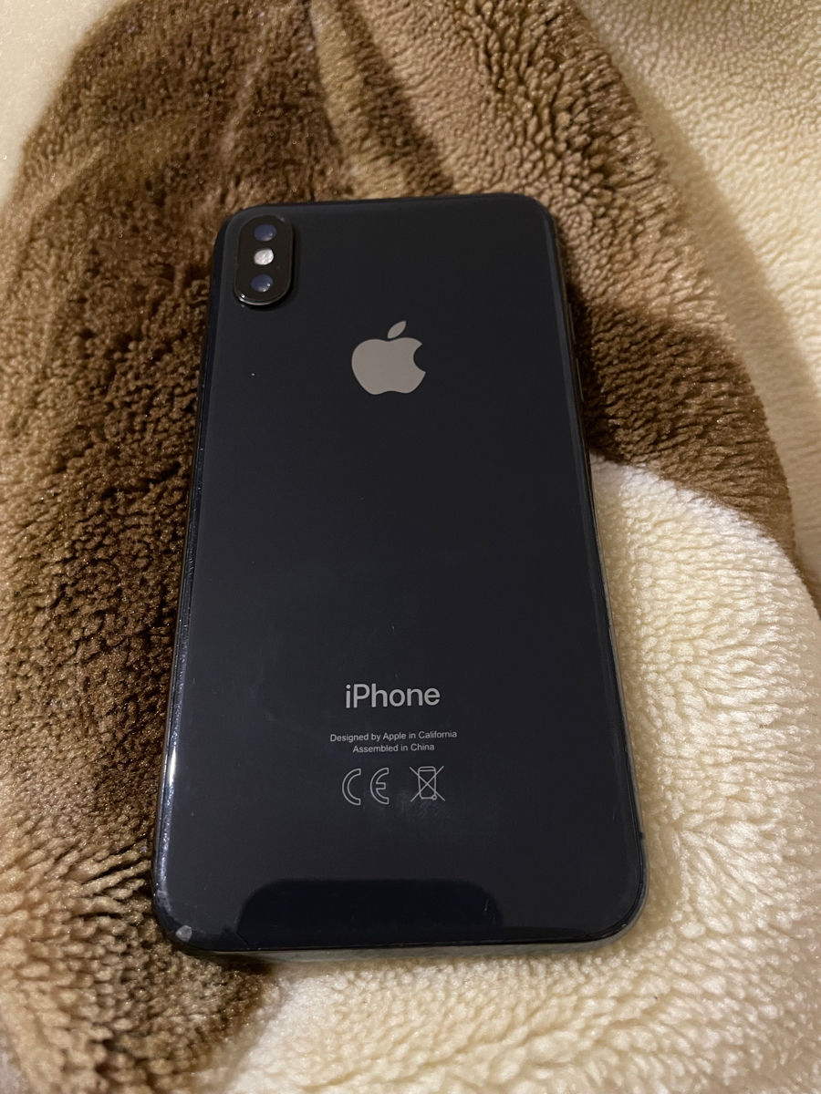 Продам iPhone X 64GB, 89%