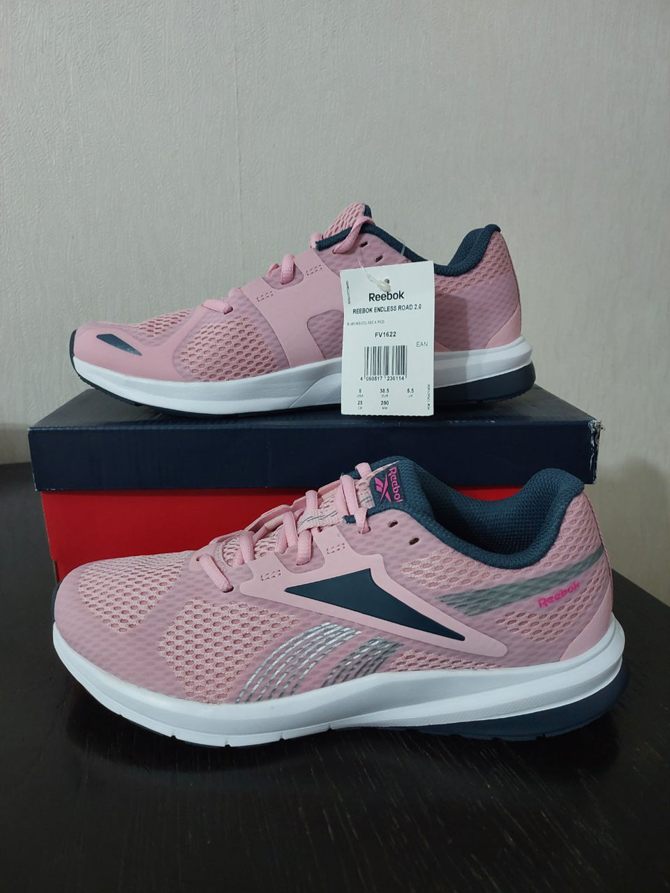 Adidasi noi dama 38.5 Reebok