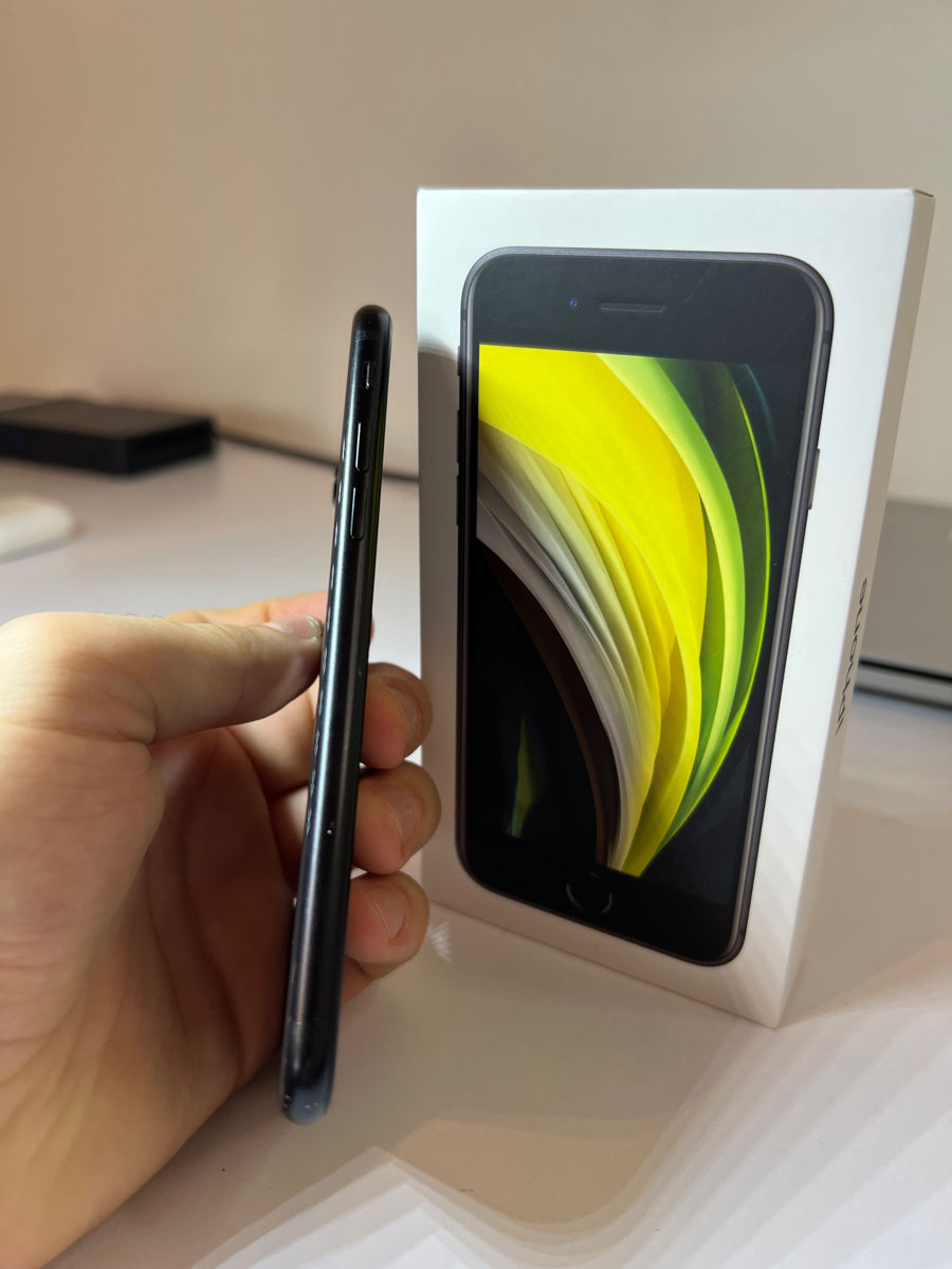 iPhone SE2 64gb tot setul