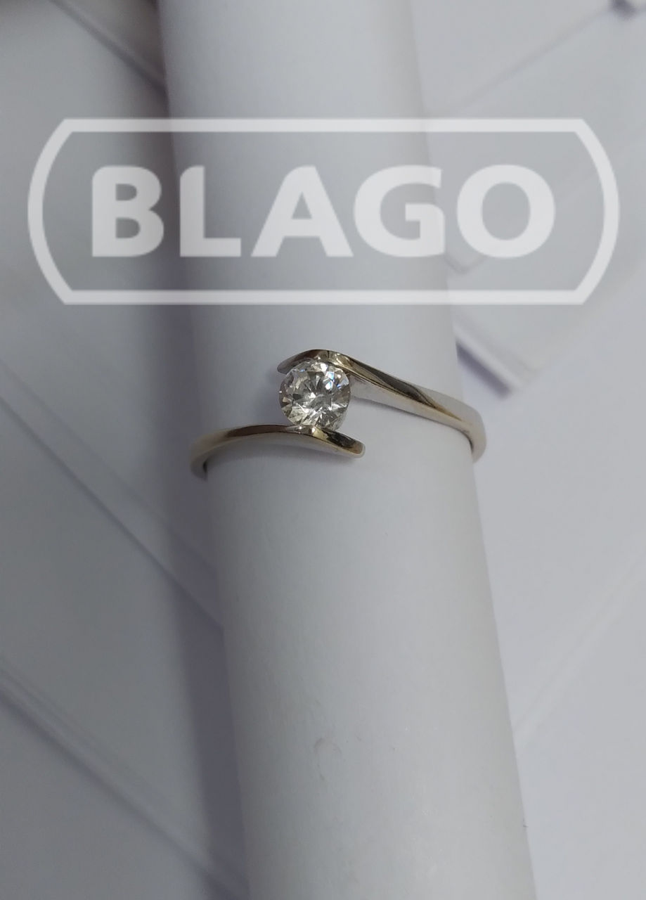 Inel Aur Alb 585* l,73gr Marimea 17 Preț 2076 Lei