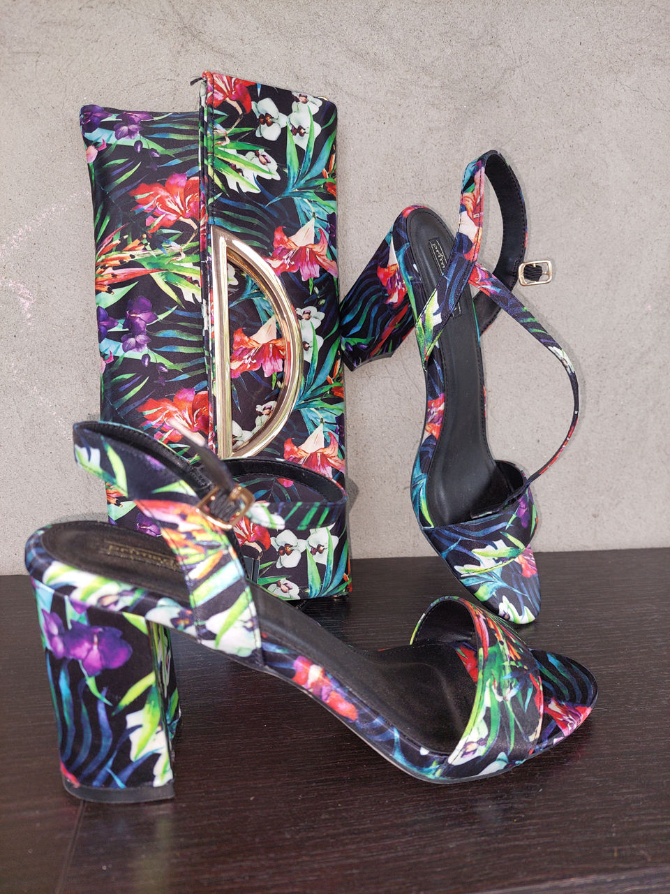 Sandale de vara în set cu geanta