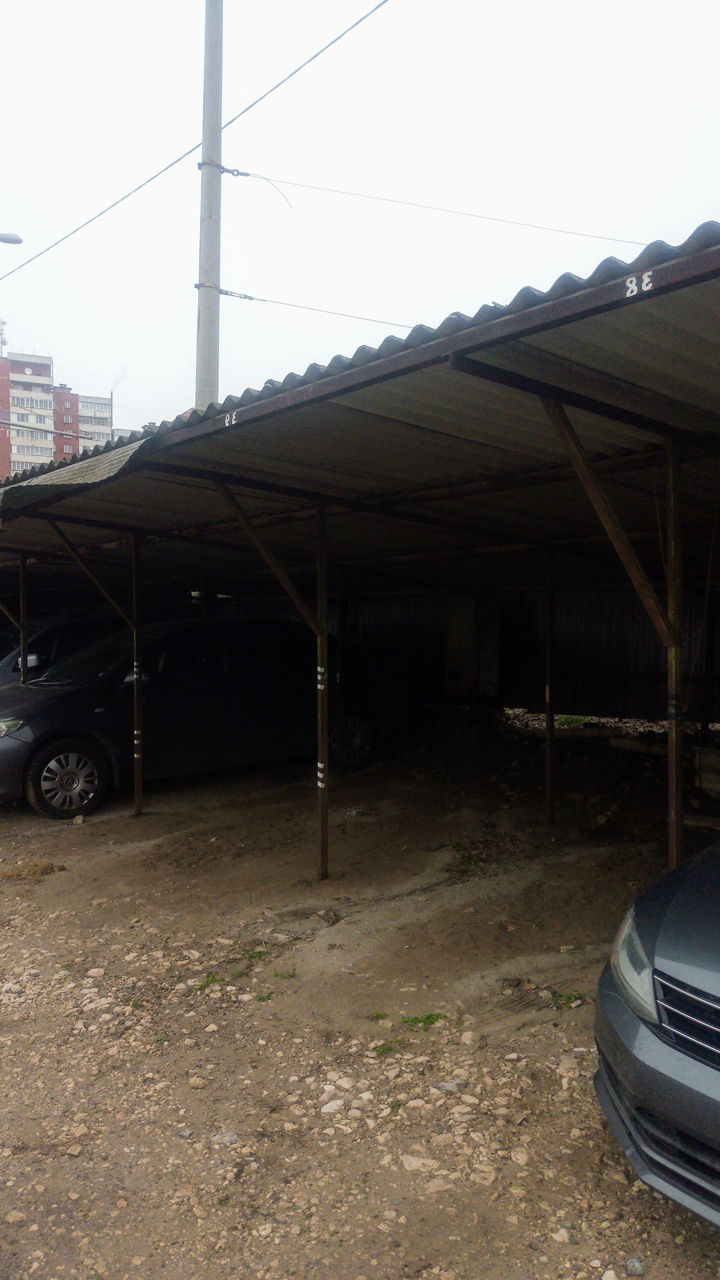 Парковочное место Loc de parcare