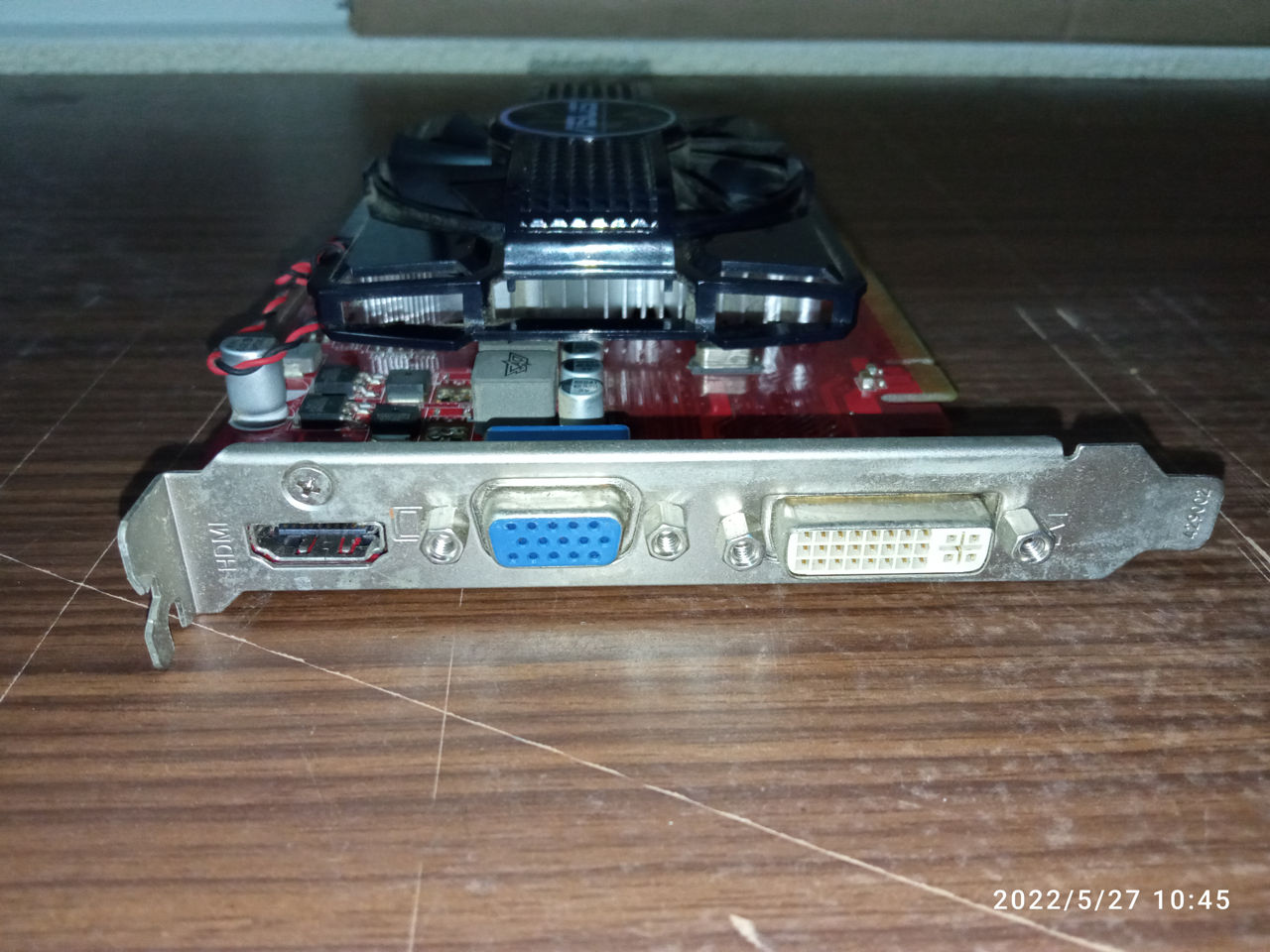 ASUS Radeon HD6670 2 GB