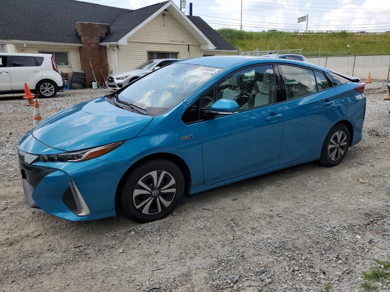 Toyota Prius Prime 2018 г. с пробегом 56817 mi, Гибрид, 14600