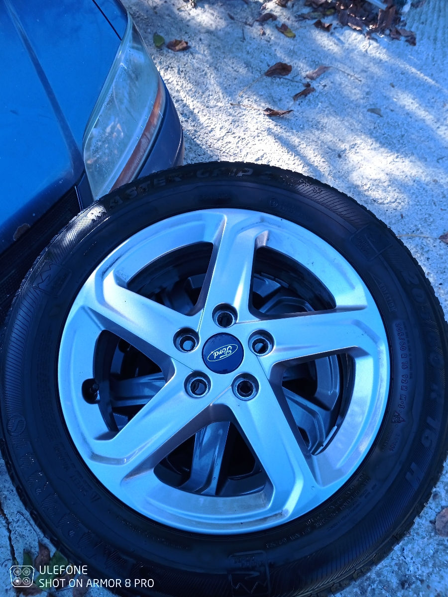 Au fost aduse din anglia au stat pe ford 0 km pe Moldova sunt intro ...