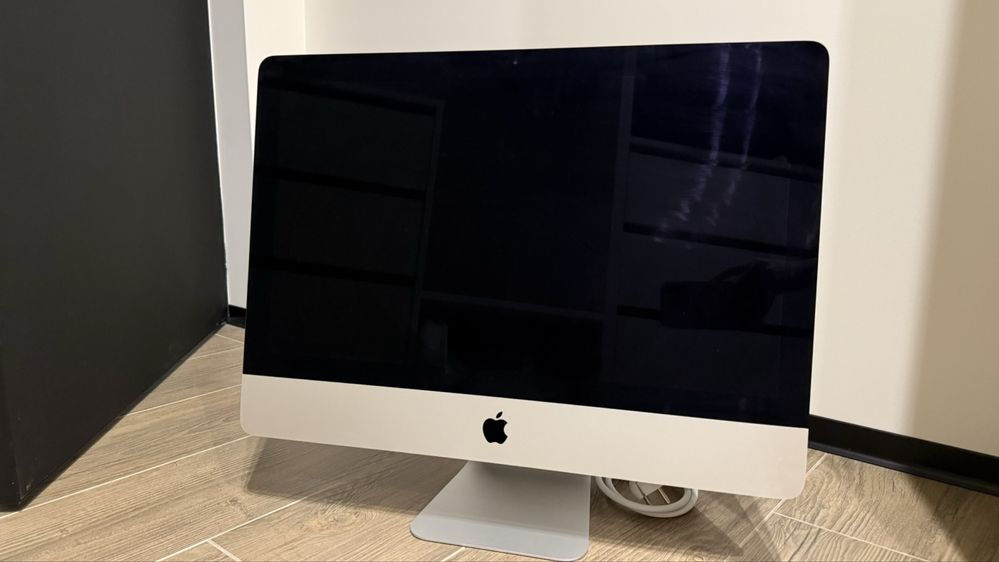 IMac 2019 5K Retina, late 2019, i7 3.2khz, 16gb Ram, 500gb Nvme SSD,.