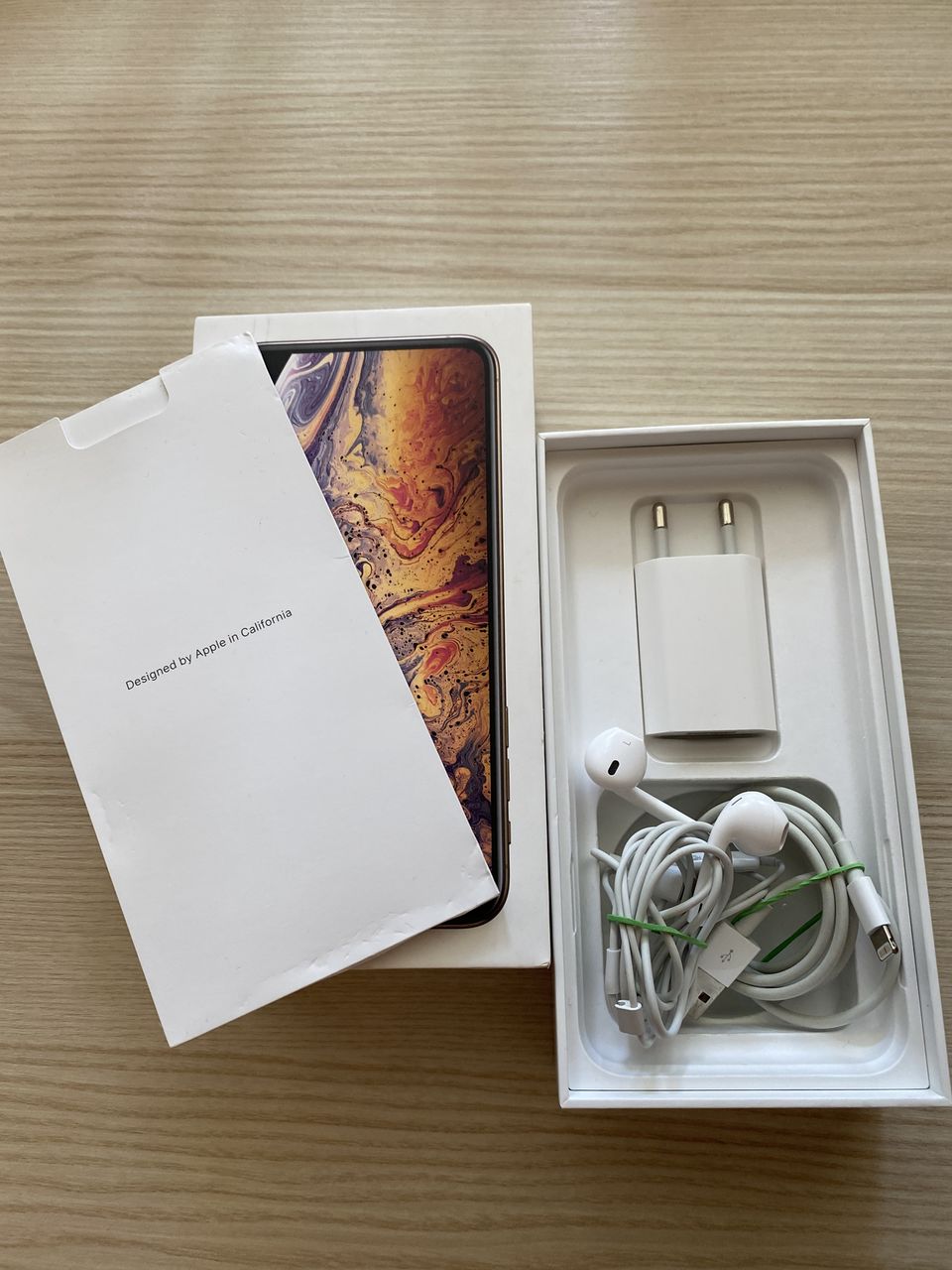 iPhone XS Max Gold