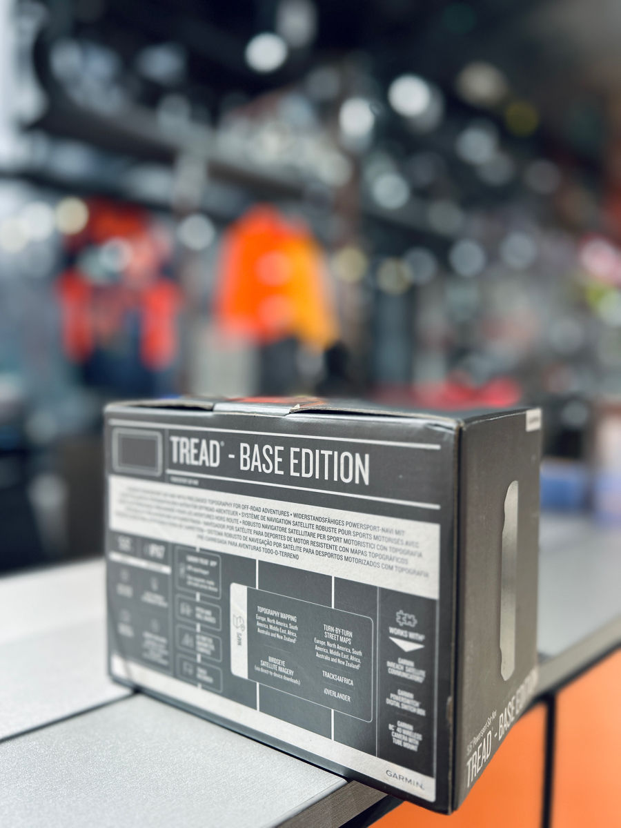 Tread GPS Base Edition by Garmin