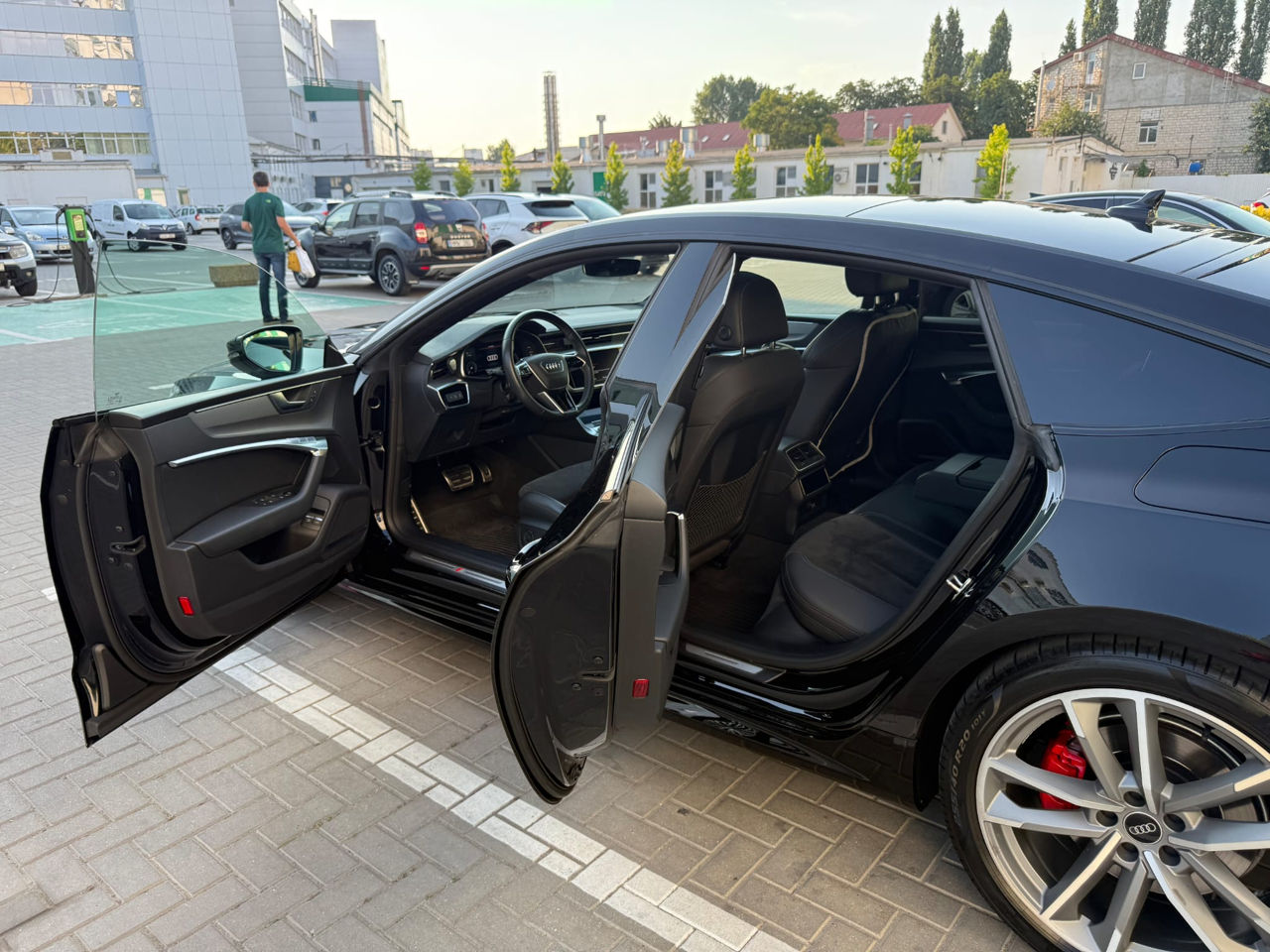 Audi A7 an. 2020 cu rulaj 68000 km, Plug-in Hybrid (benzină), 54000