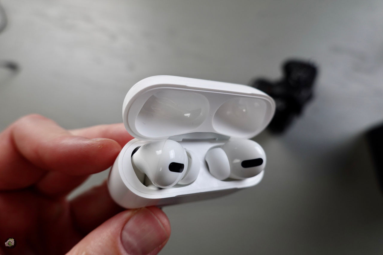 New Apple AirPods Pro 2