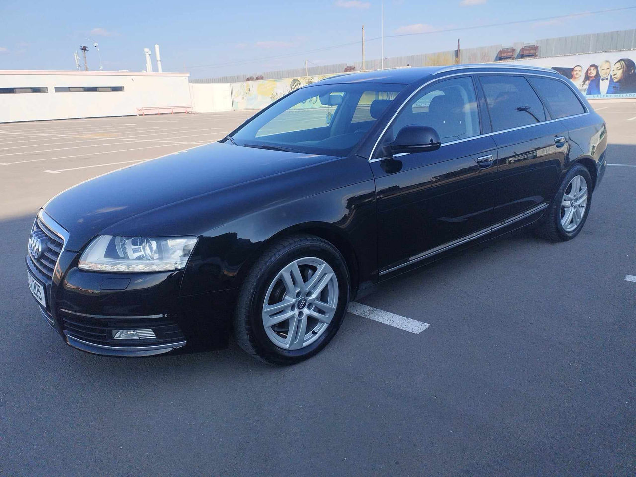 Red -- Volkswageuceri / авто прокат / cihrie auto / rent a car / toate ...