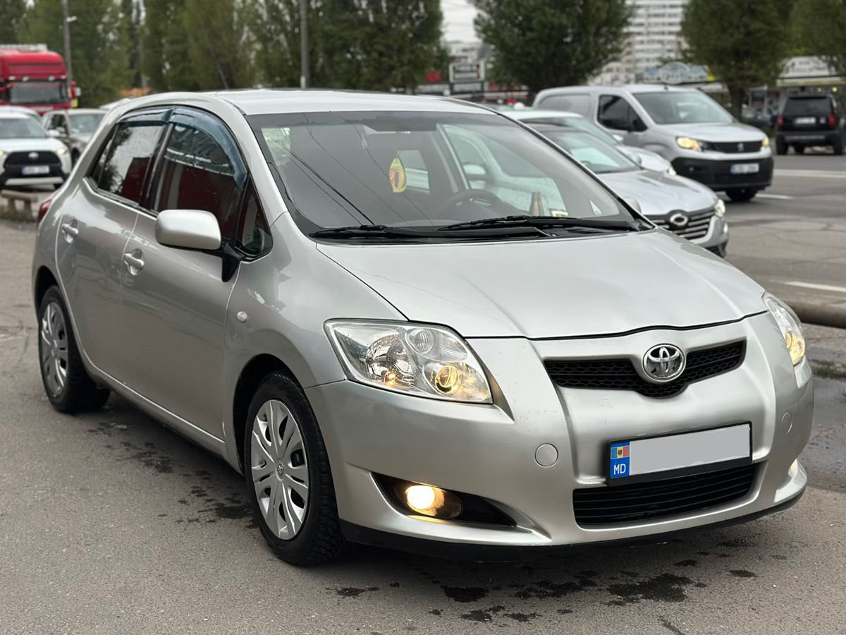 Toyota Auris an. 2009 cu rulaj 199 km, Diesel, 5200