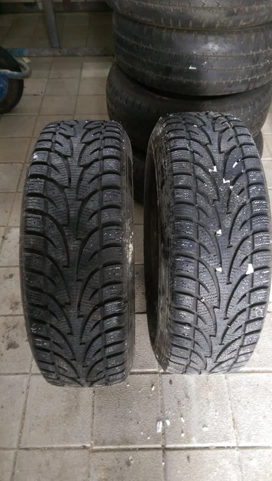Anvelope 15c /225/70 de iarna se vind tot cu discuri