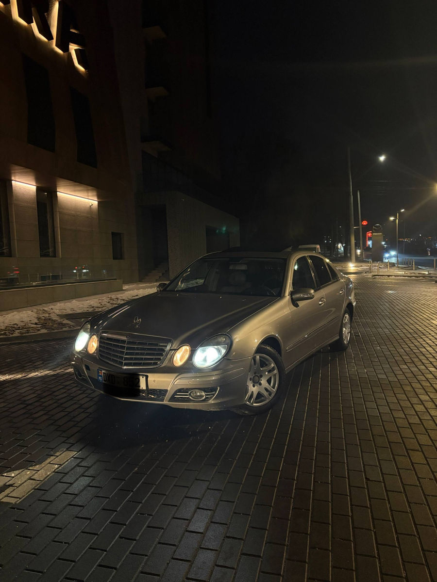 Mercedes E-Class an. 2005 cu rulaj 310000 km, Diesel, 6250