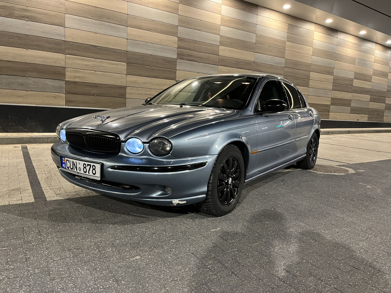 Jaguar X-Type
