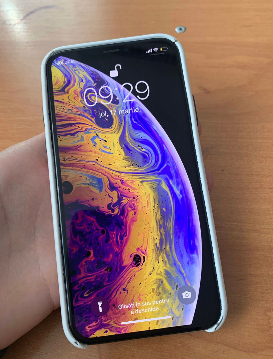 iPhone X Silver