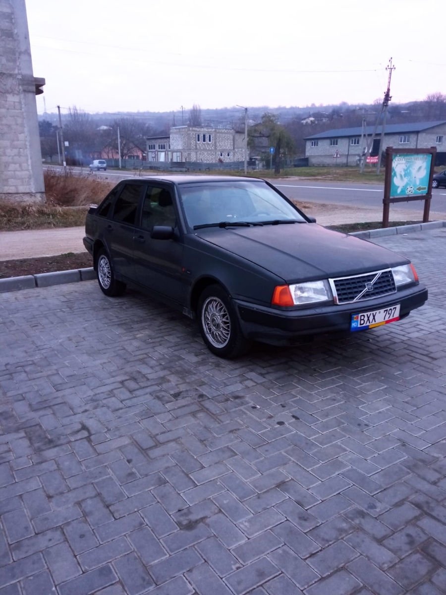 Volvo 400 Series