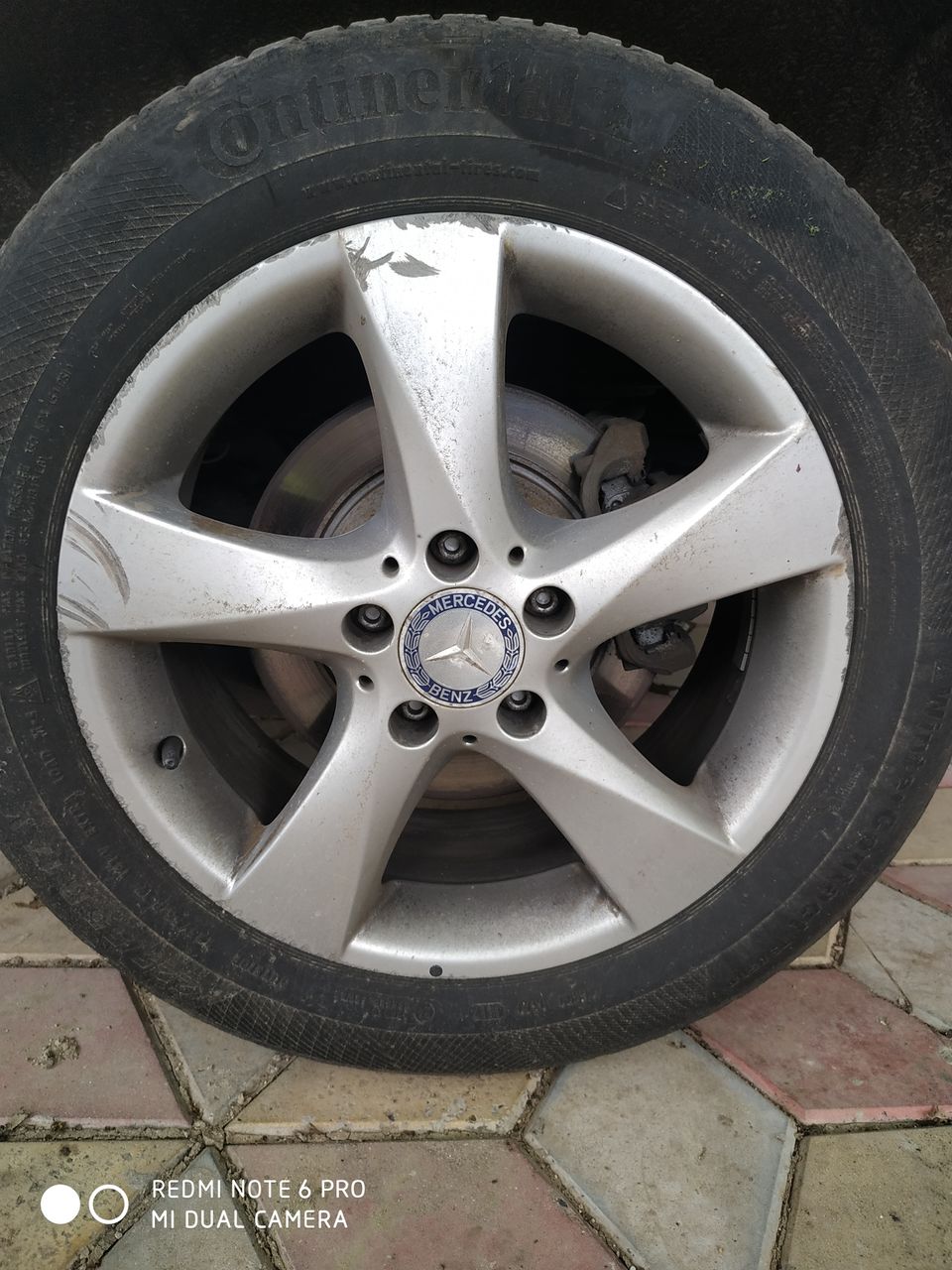 Cauciucuri pe discuri originale la Mercedes vito.