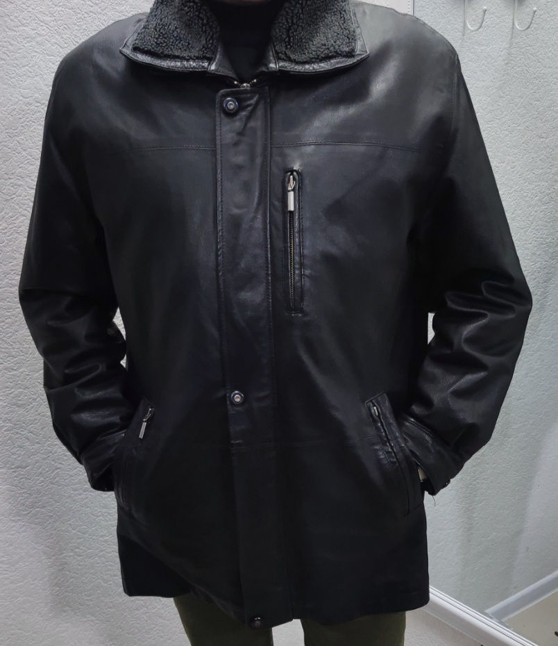 Scurta de iarna ,marimea 52