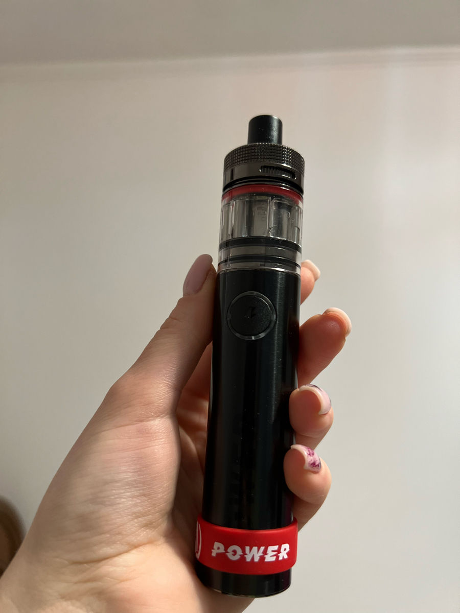 Vând tigara electronică nouă aramax power(cutie) + cadou lichid