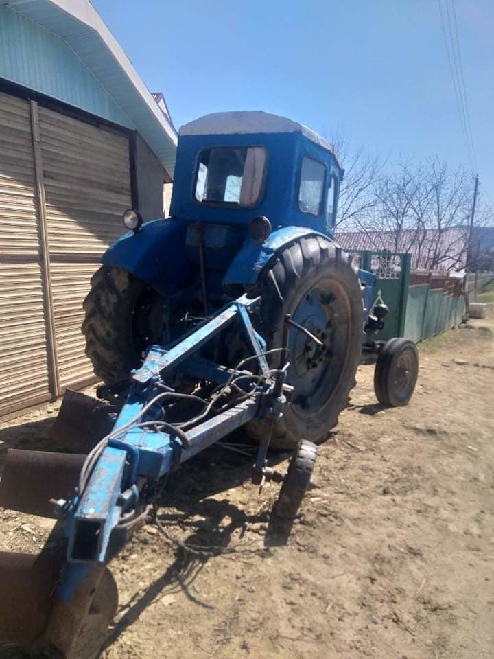 Tractor t40