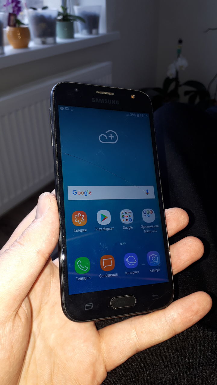 Samsung galaxy j330 500 lei