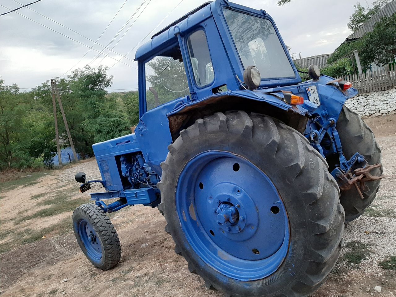 Vînd urgent Tractor MTZ 80