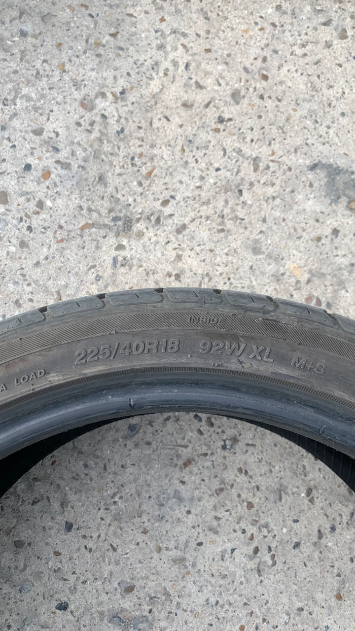 225/40 r18 2ската